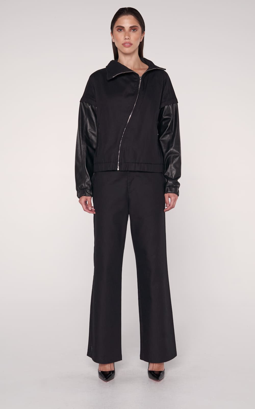 Convertible Bomber Jacket in Black | SANS GÊNE